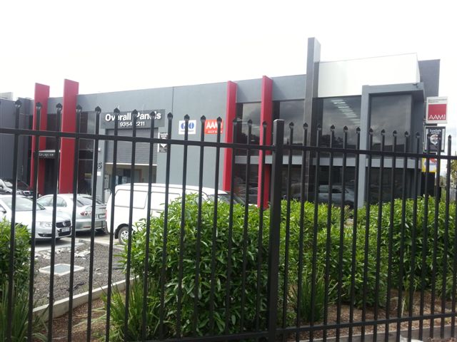 Overall Panels (North Coburg) - Suresafe Licensed Auto Body Repairer